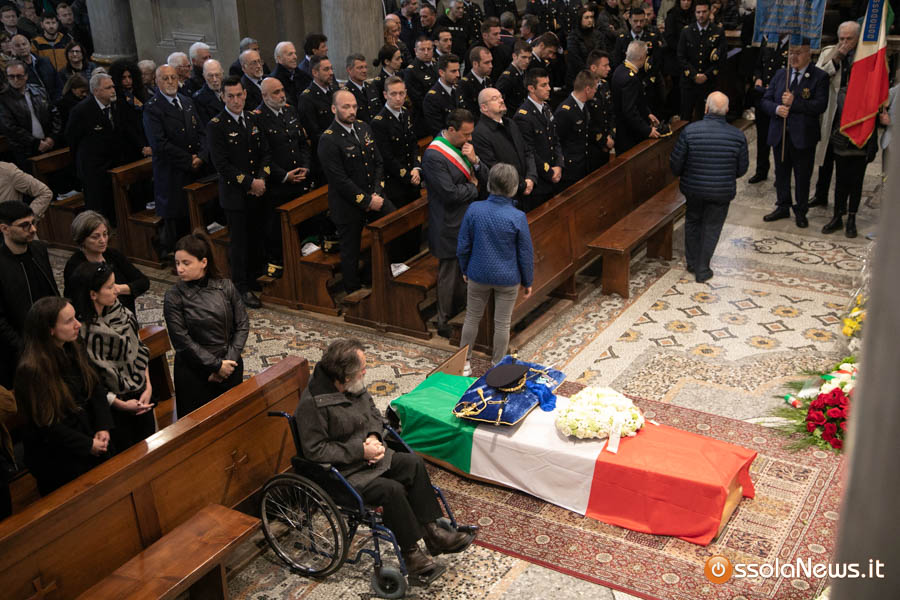 In Collegiata l’ultimo saluto di Domodossola ad Alessio Ghersi - VCONews.it